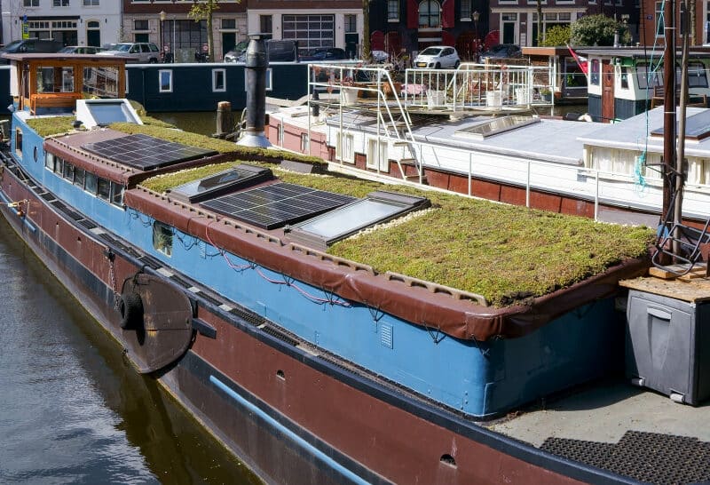 Sergio en Nina wonen op een verduurzaamd woonschip