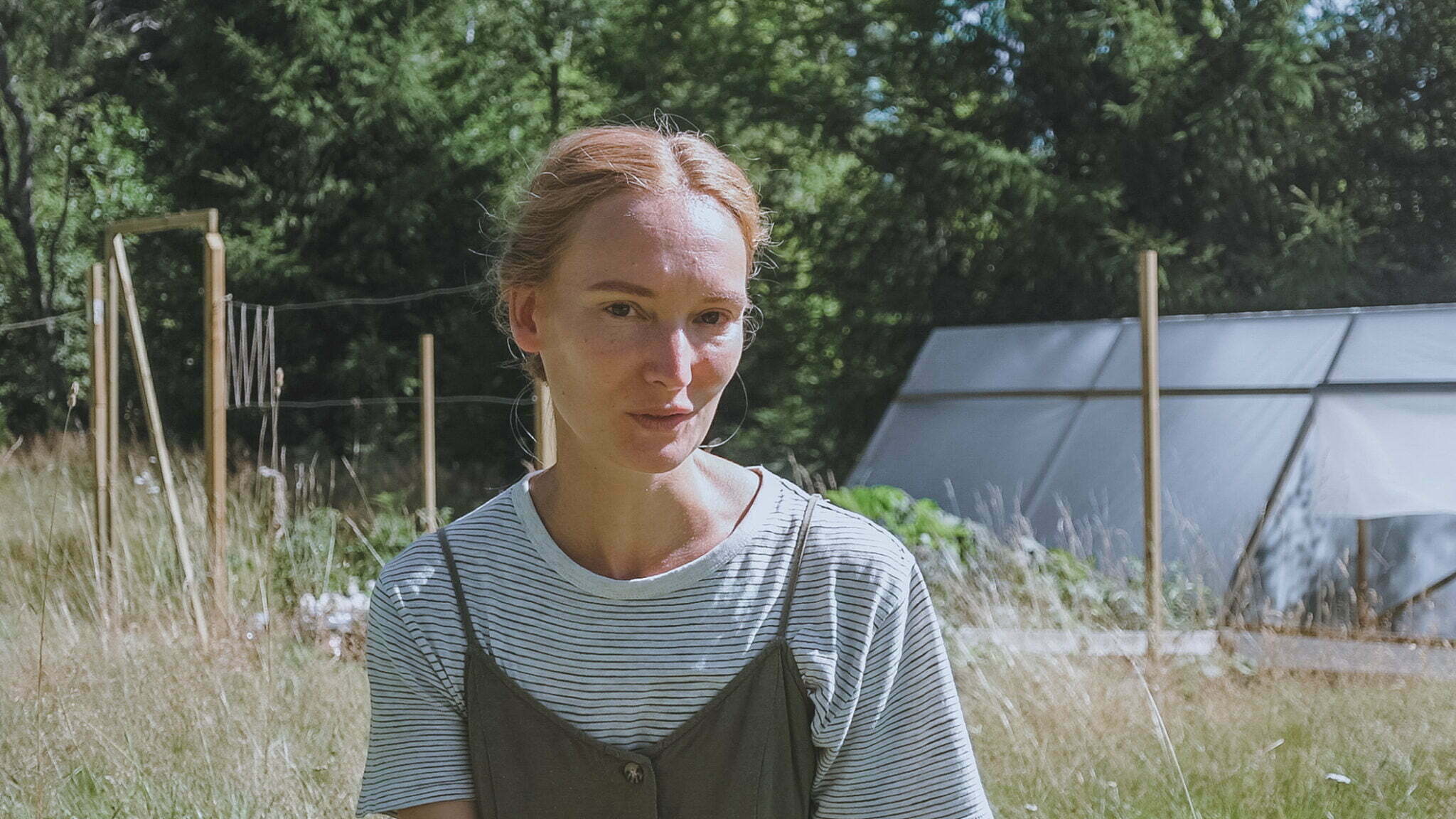 Rosie uit Noord-Holland verbouwt in haar eentje haar huis in Zweden